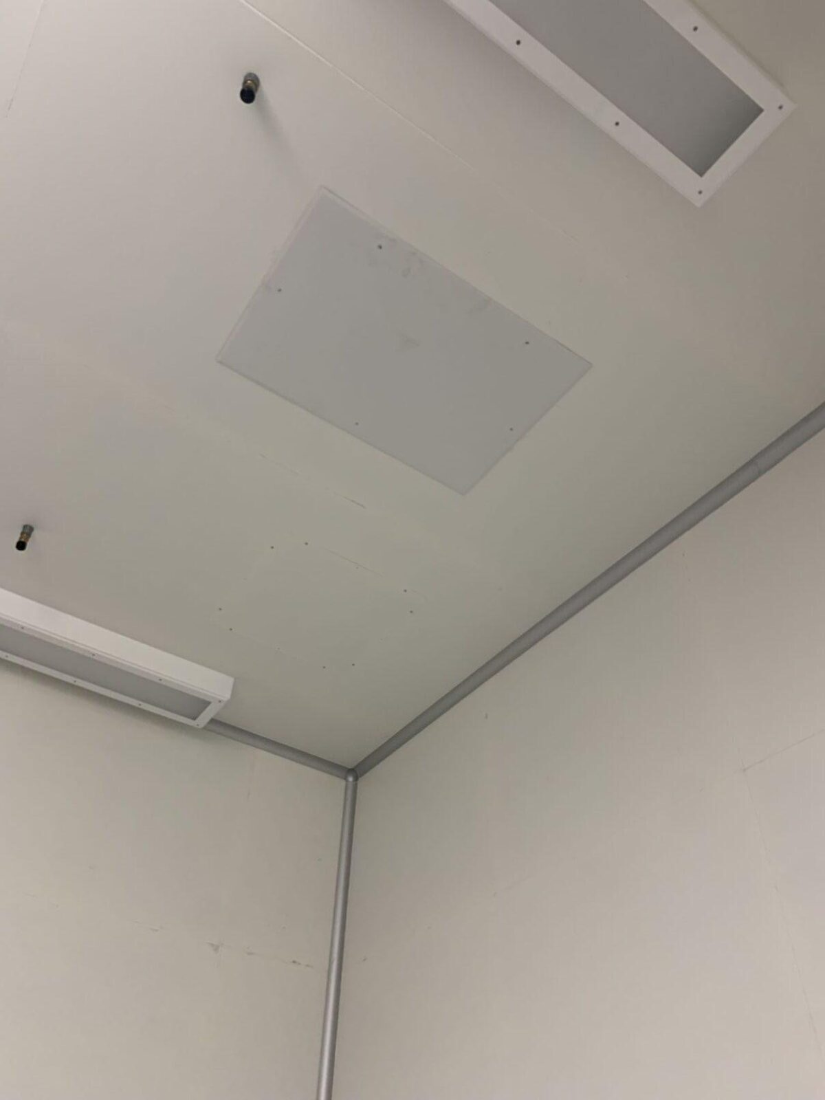 Cleanroom Case Studies - ACH Engineering | Project Portfolio